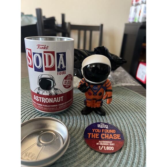 Funko | Toys | Chase Limited Edition Orange Suit Nasa Astronaut Funko ...